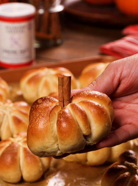 Pumpkin Dinner Rolls | Diamond Crystal® Salt Co.